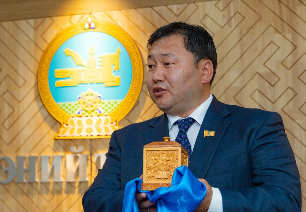 Сонгинохайрхан дүүргийн Засаг дарга Б Хуягбаатар